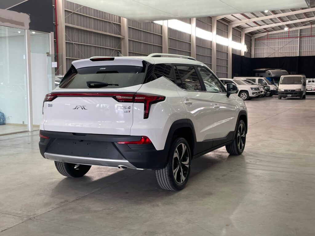 Jac S4 1.5 CVT Flagship 2025 - Tutu Automotores